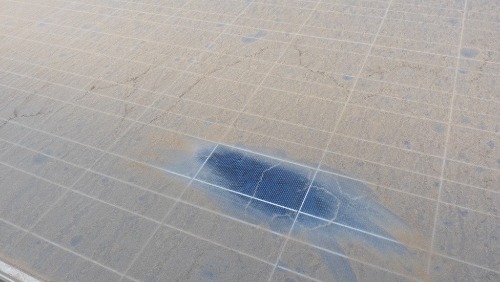 Solar Panel Cleaning | Learn More: Automatic Solar Panel Cleaning ...